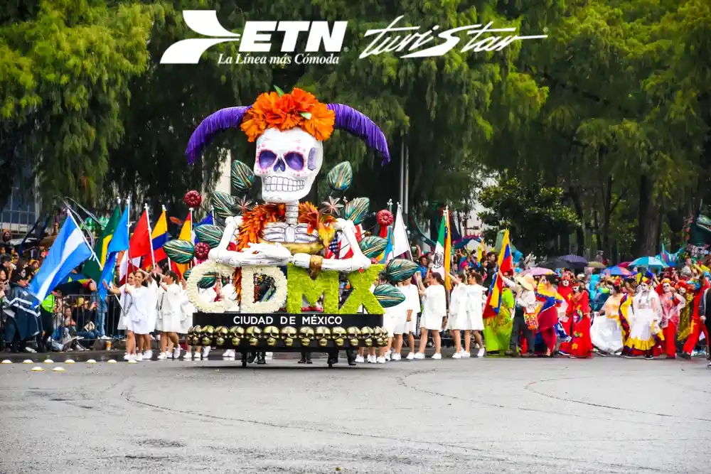 Mega Desfile de Catrinas 2025 CDMX | ETN Turistar